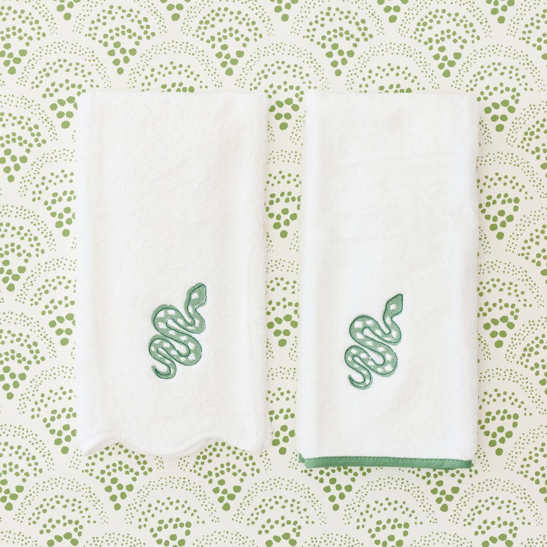 Green Snake Scallop Hand Towel – Weezie Towels