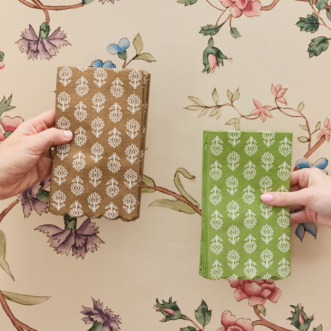 Scallop Bath Towel Collection | Weezie Towels